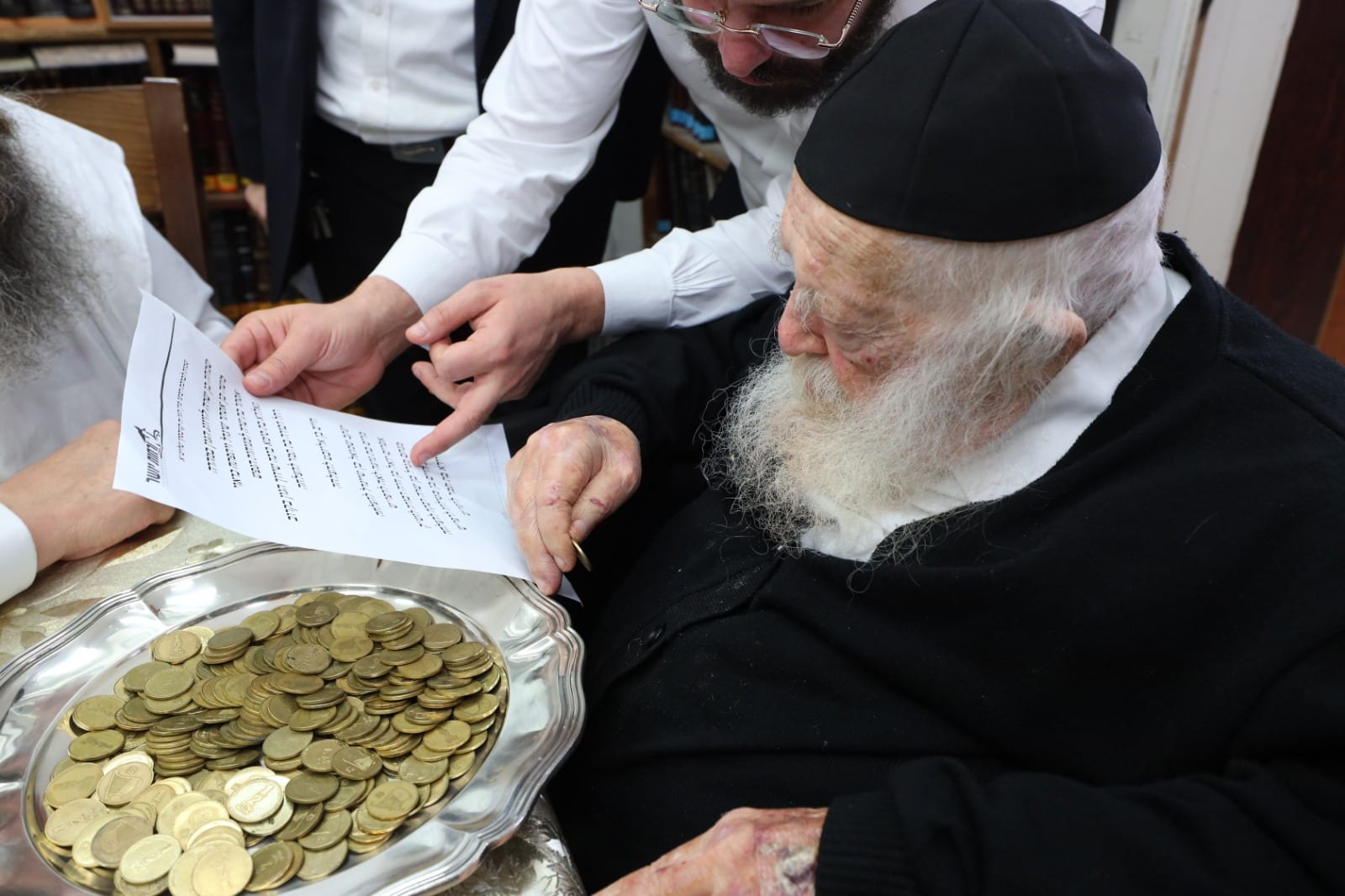 Rav Chaim Benching names submitted on Orchot Yosher on Zos Chanukah ...